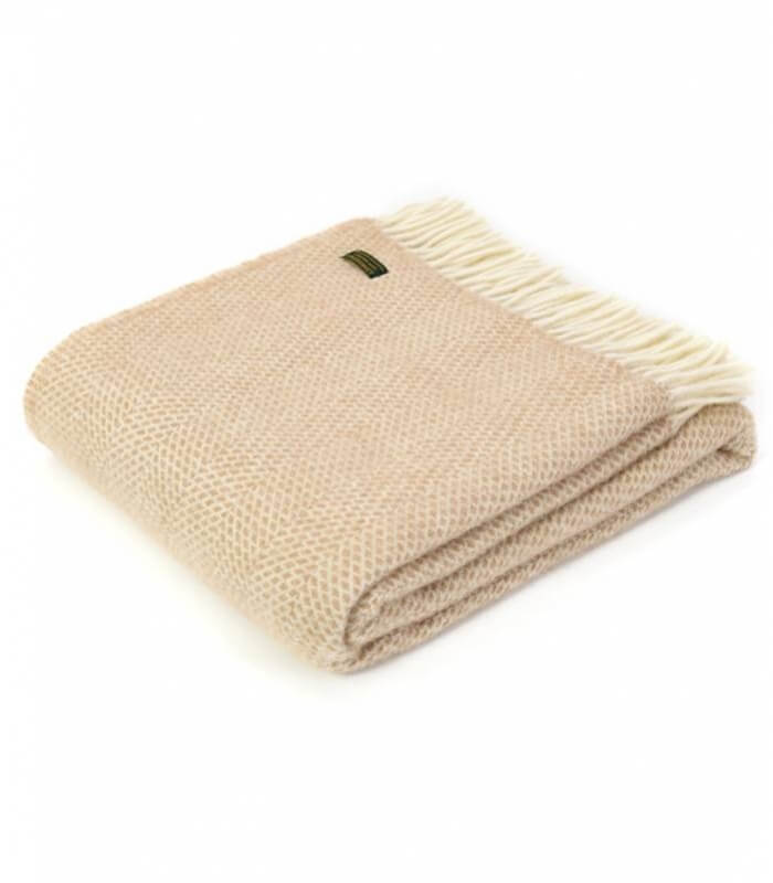 Plaid laine beehive beige : Plaid Addict, vente en ligne de Plaids pure ...