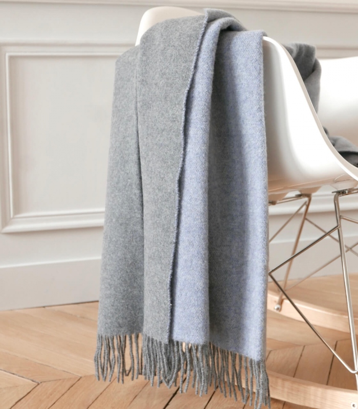 Plaid cachemire reversible bleu et gris - collection venice : Plaid ...
